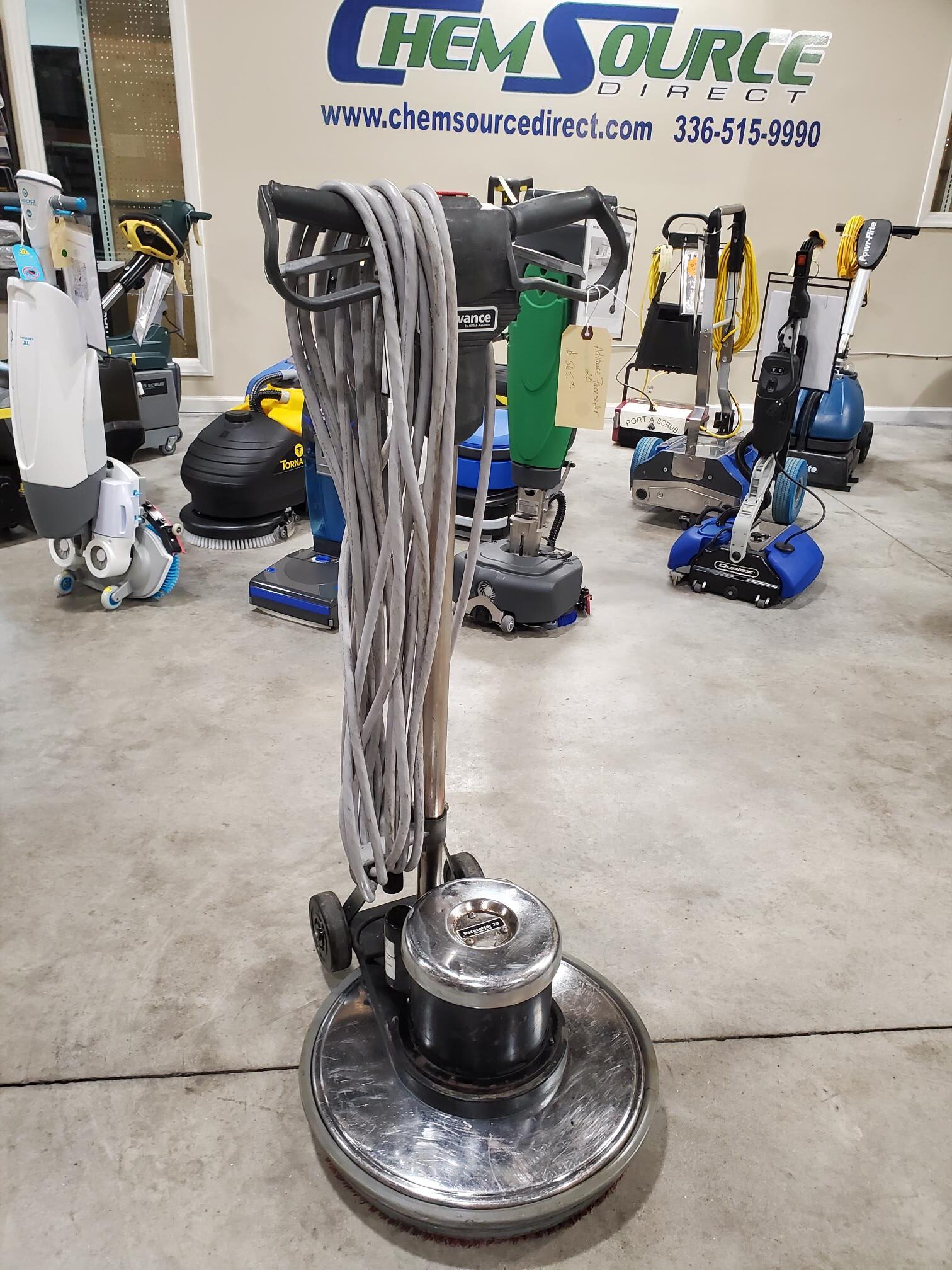 Low-Speed Scrubbers - Industrial Cleaning Equipment