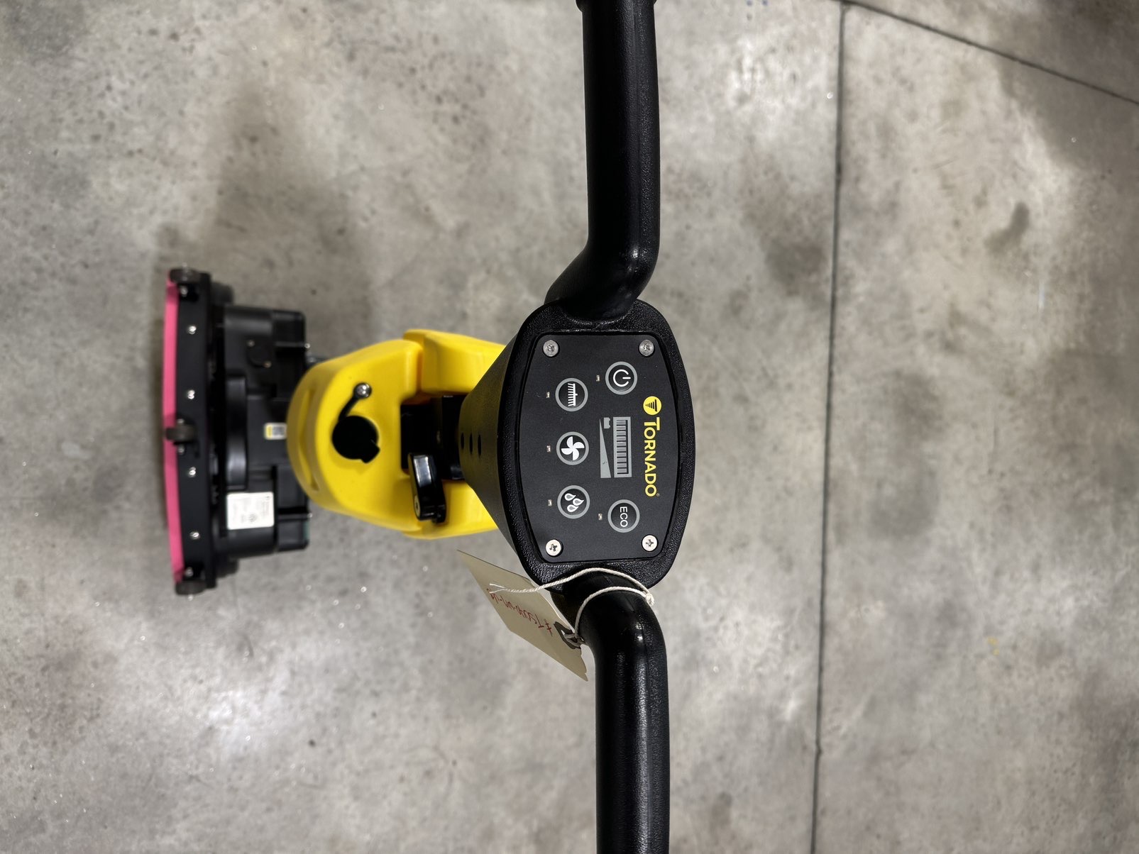 Tornado Microburst 17" Compact Scrubber NEW - ChemSource Direct